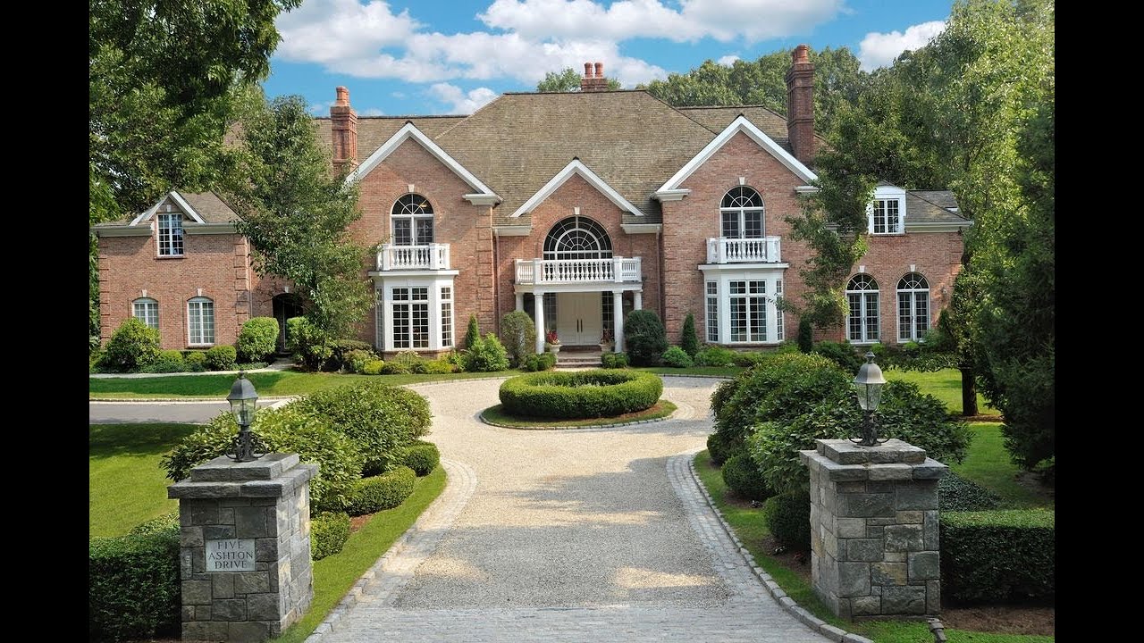 Ashton Manor - YouTube