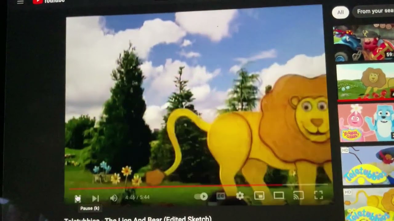 Teletubbies Races: The Bear VS The Lion Version 2 - YouTube