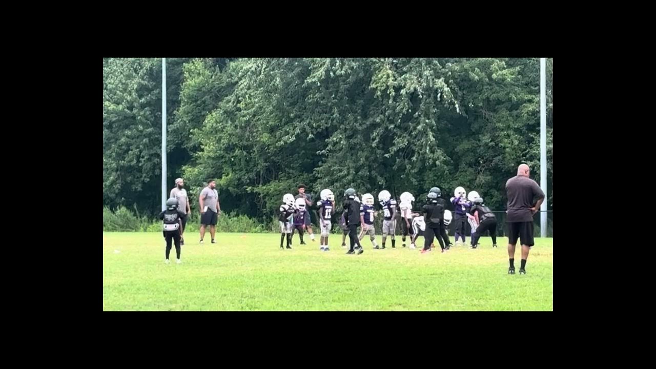 Pikesville wildcats 8u run game - YouTube