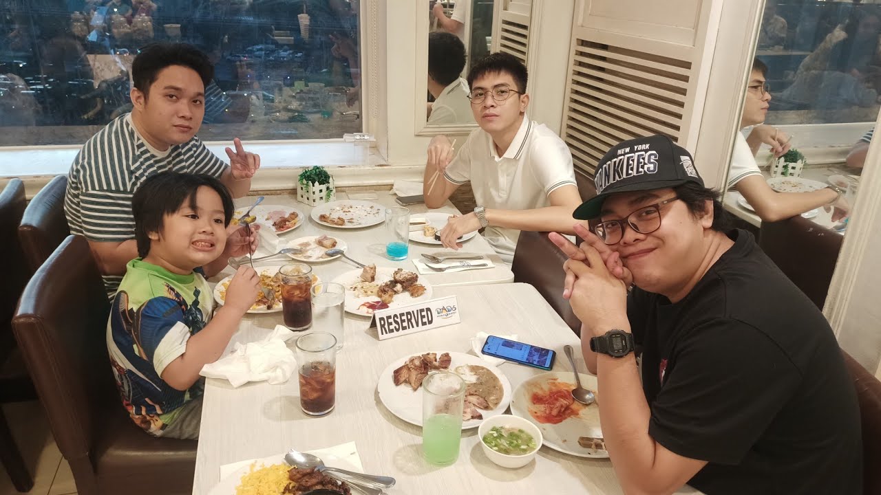 NAG BUFFET DINNER KAMI SA DADS RESTAURANT MEGAMAL SULIT SYA - YouTube
