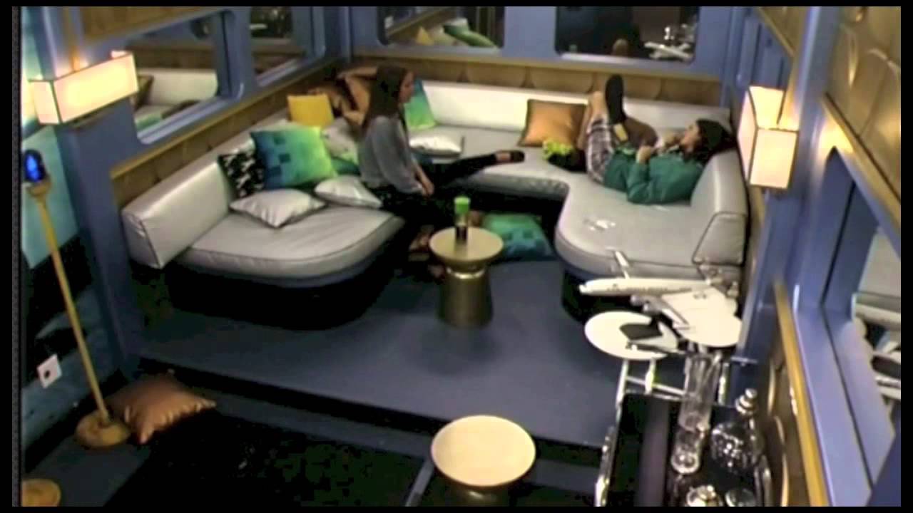 Jessie throws Helen under the bus - YouTube