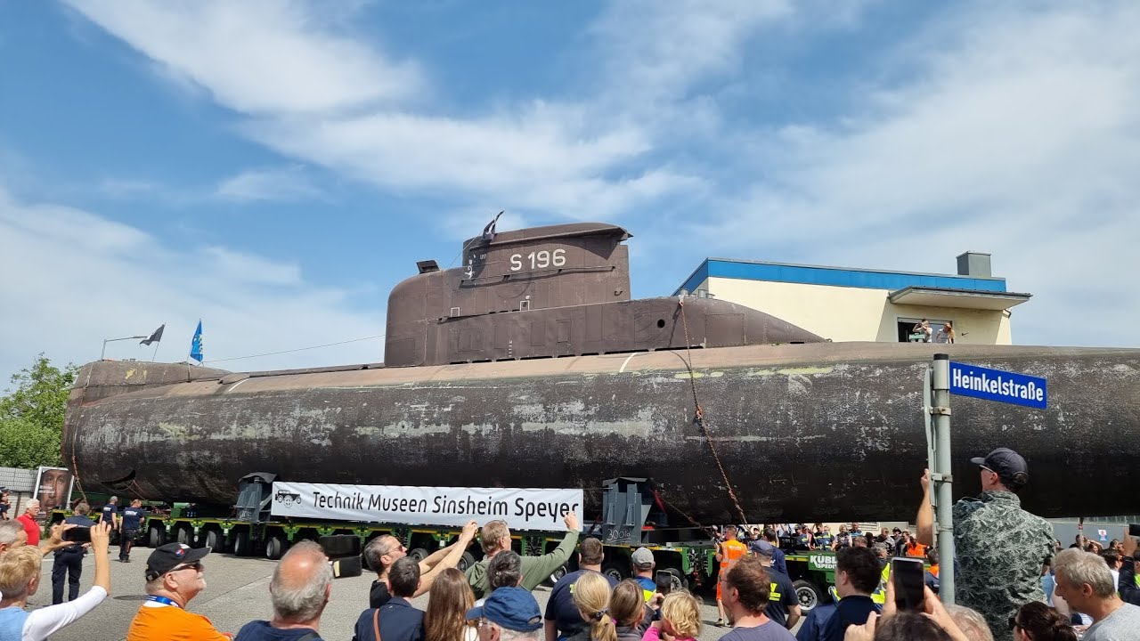 U-Boot "U17" letztes Manöver - YouTube