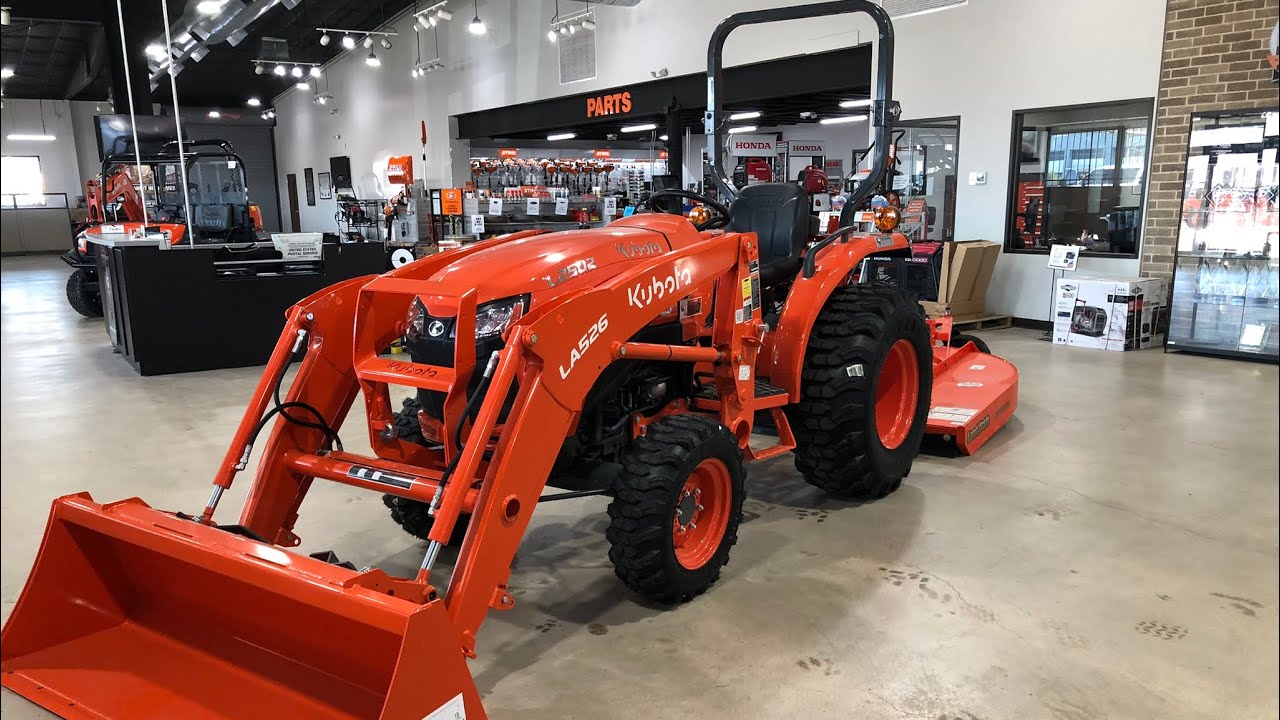 Kubota L2502 at Lansdowne Moody in Houston, Tx - YouTube