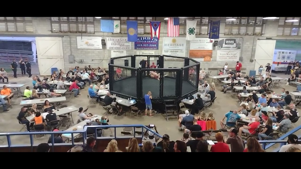 Connor "Showtime" Smith MMA Route 30 Rumble - YouTube