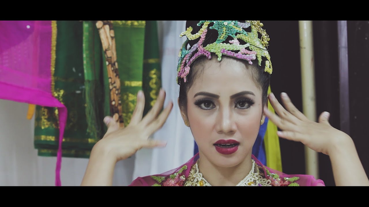 Rosmala Sari Dewi - Urbanology 2016 - YouTube