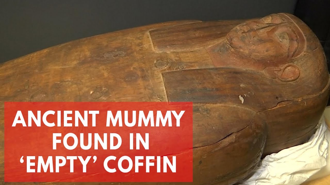 2,500-year-old mummy found inside 'empty' coffin - YouTube