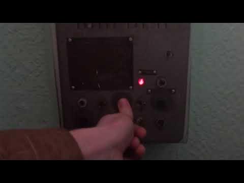Рабочий советский электронный кодовый замок в подъезд - YouTube