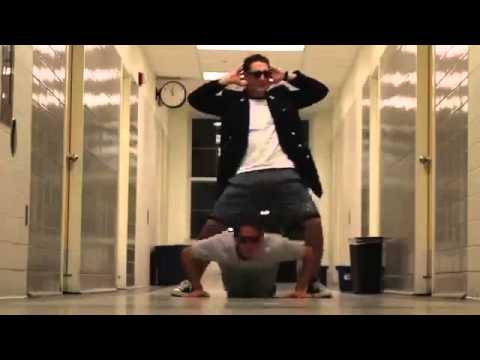 Gangnam style prikol parody (SoundFrost_4LKQ_a-TuEI_1364007697)