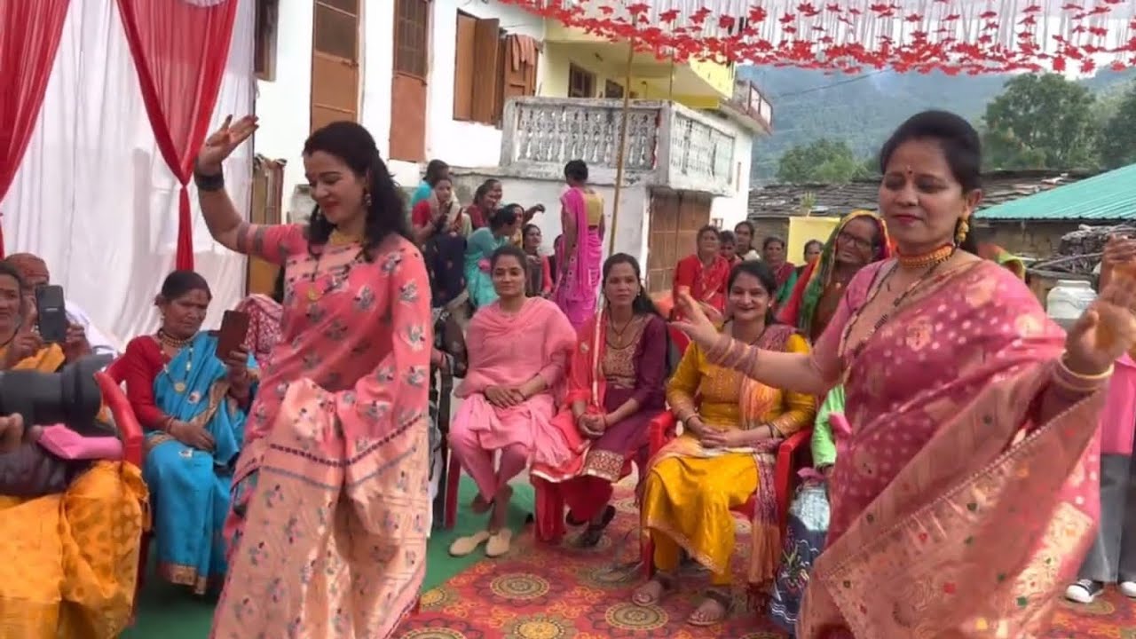 Garhwali wedding dance | Garhwali wedding dance song #manhorinautiyal ...