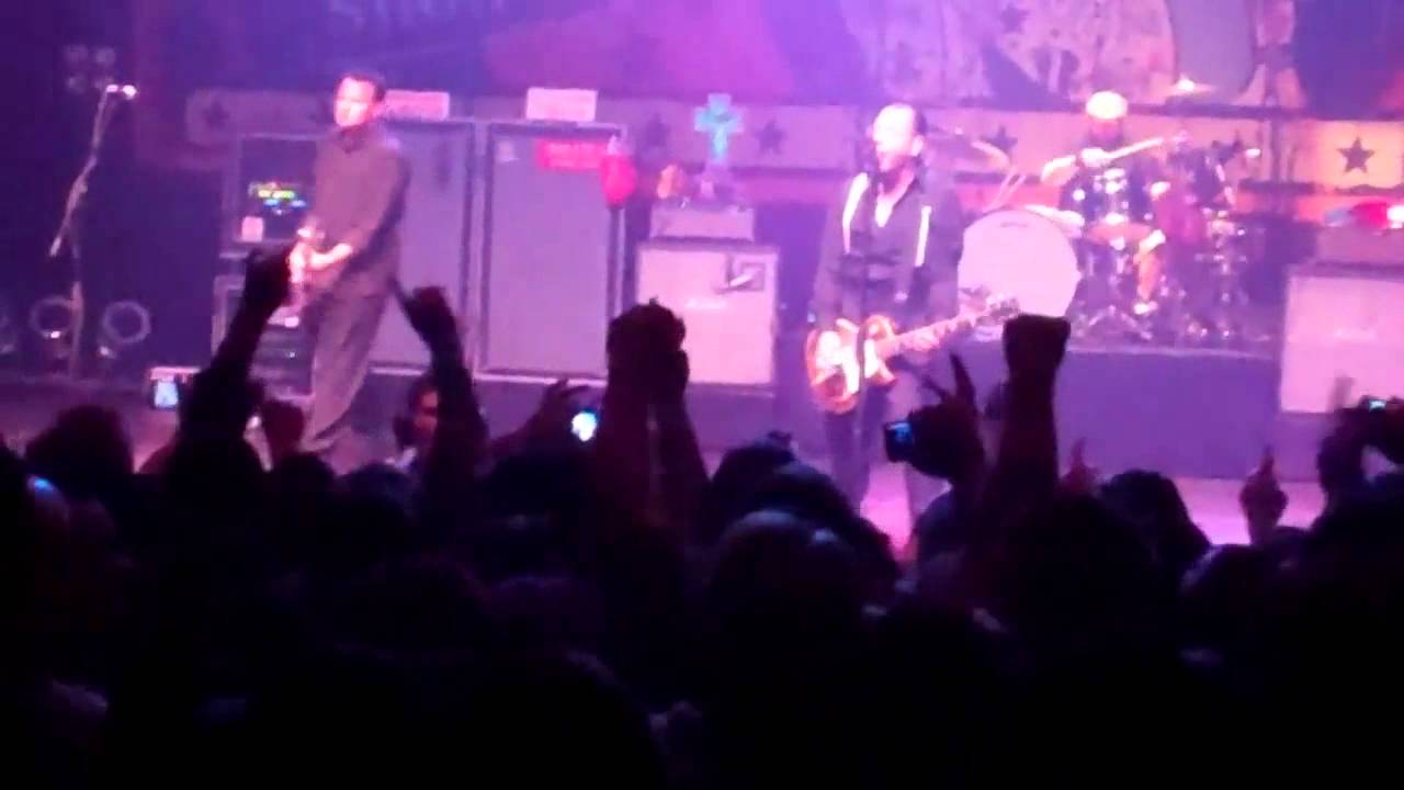 Social Distortion - Bad Luck GV30 Santa Monica - YouTube