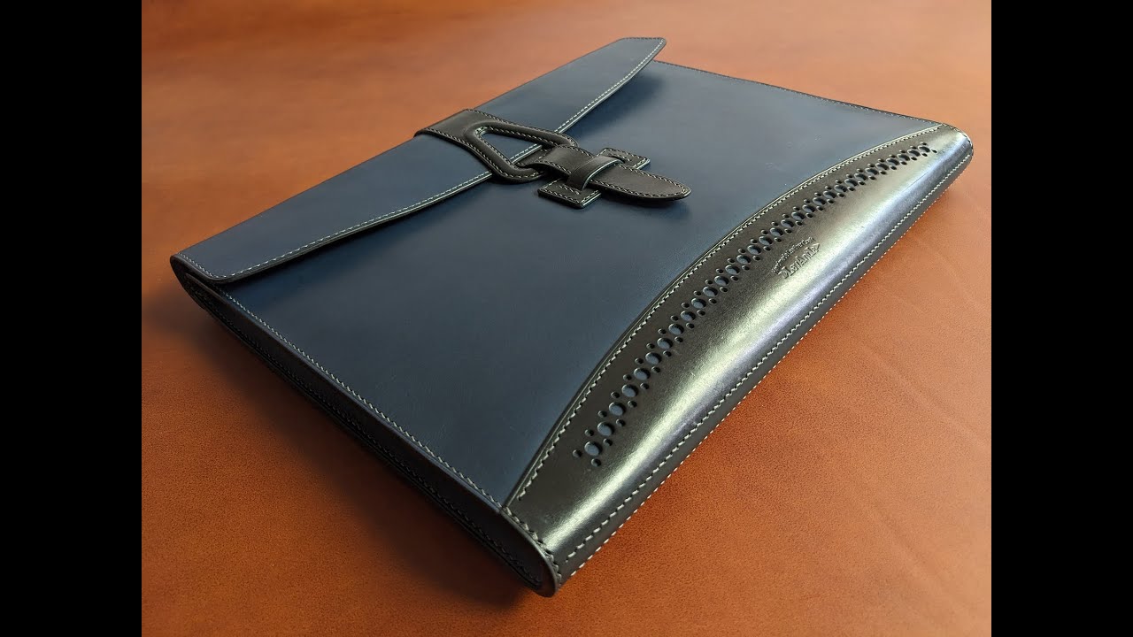 Making a leather portfolio (PDF pattern) - YouTube