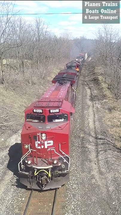 #shorts CPKC 135 Manifest Train CP 8100 & KCS 4582 Locomotives Overview In #london - YouTube
