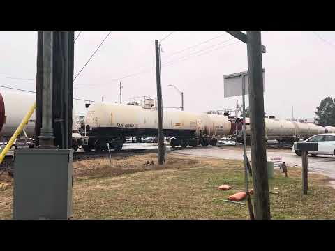 UP 7782 GEVO Leads Manifest Magnolia,Tx - YouTube