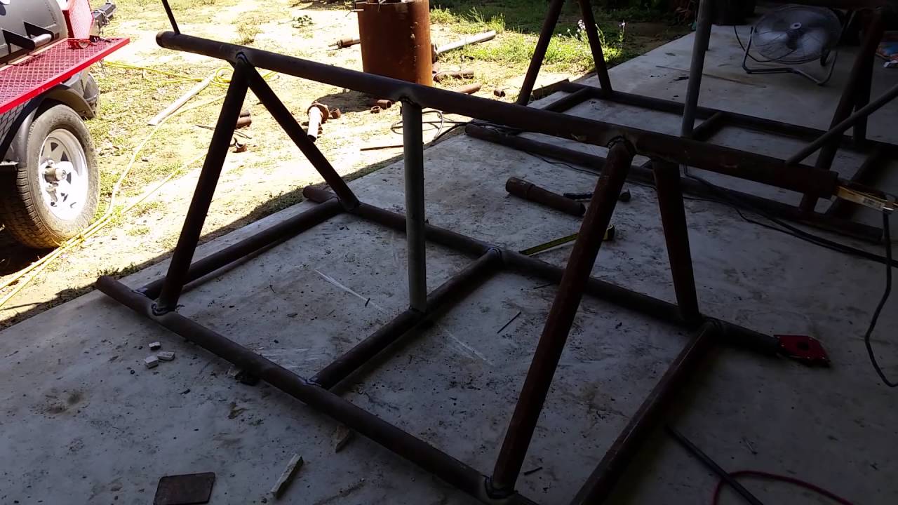 Finished my pipe racks, added 1 more center brace. - YouTube
