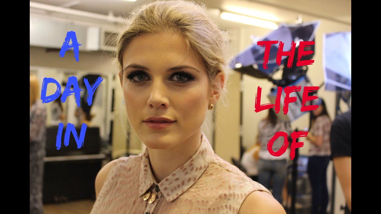 A Day in the Life of Me | Ashley James - YouTube