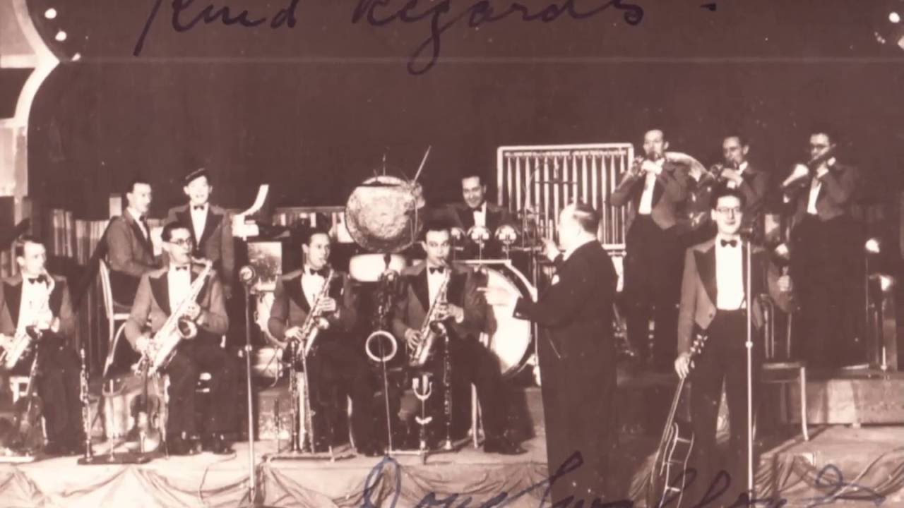 St Bernard Waltz - Doug Swallow & his Band - 1937 - YouTube