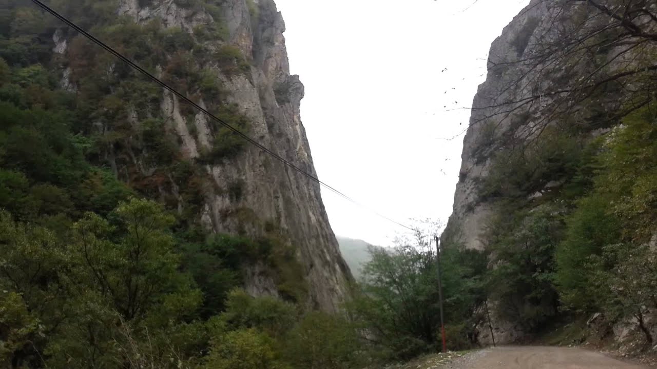 Azerbaycan guba tengealti - YouTube