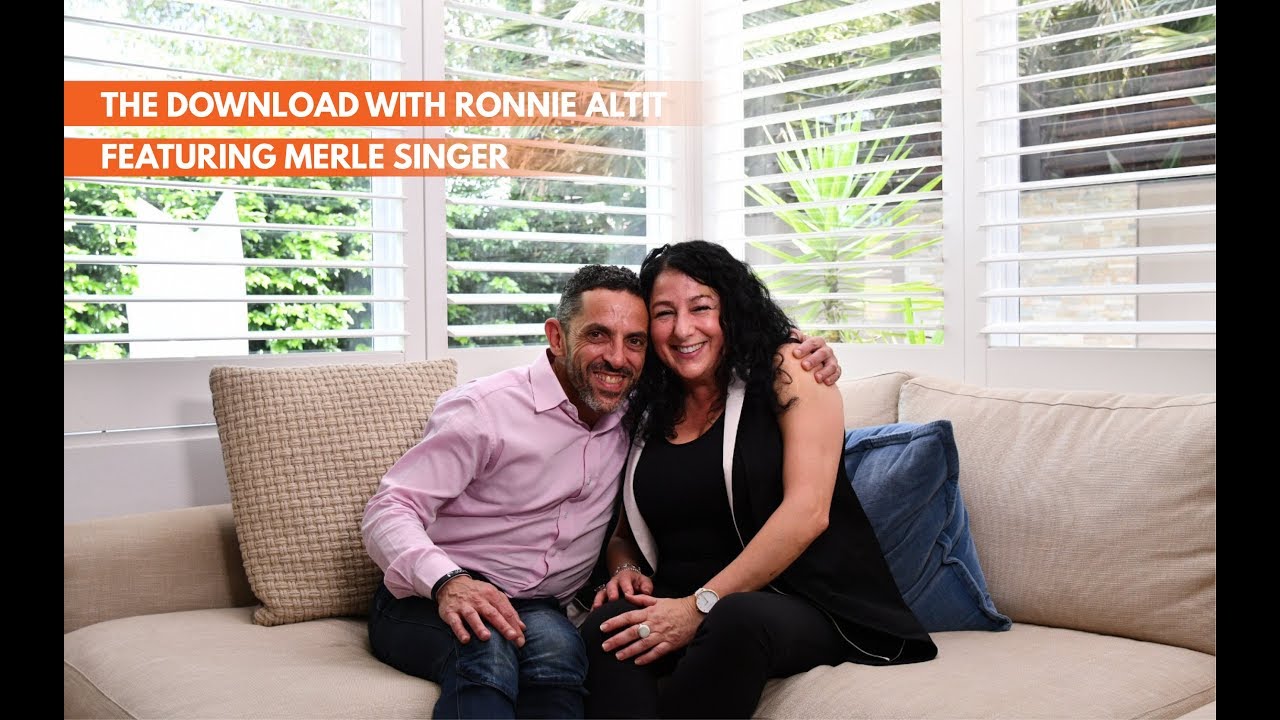 The Download with Ronnie Altit ft. Merle Singer - YouTube