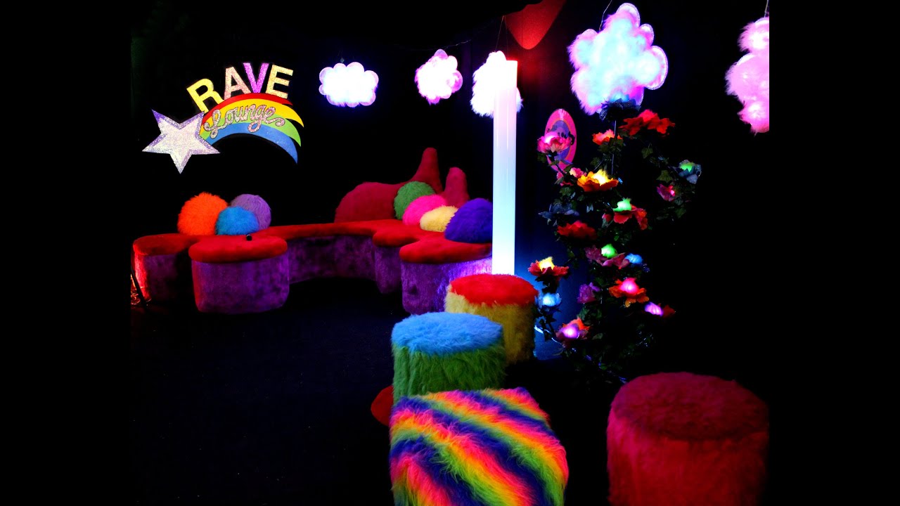 RAVE Lounge 2014 - Studio Bliss - YouTube