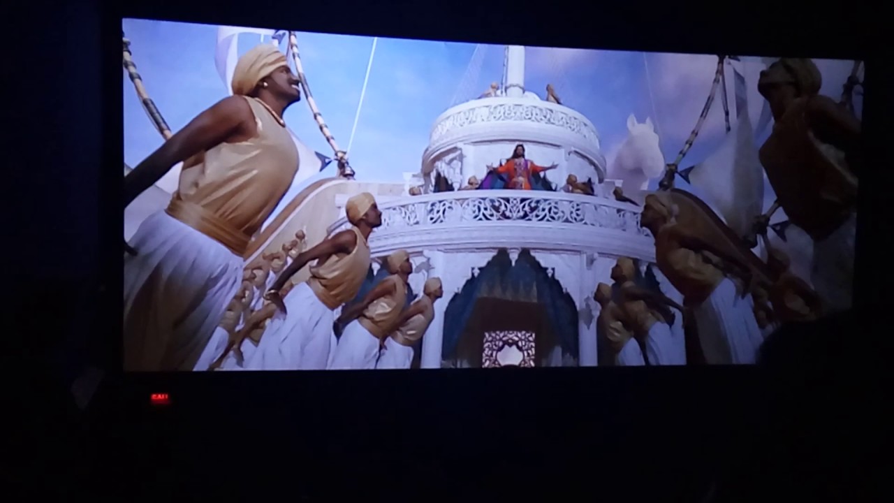 Bahubali 2 Anushka Shetty entry . - YouTube