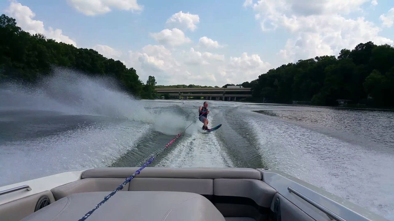 July 12, 2017 Free Skiing 35' Off Mastercraft Prostar 190 '97 - YouTube