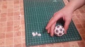 Как сделать футбольный мяч из мастики⚽.Как сделать чёрную мастику без ...