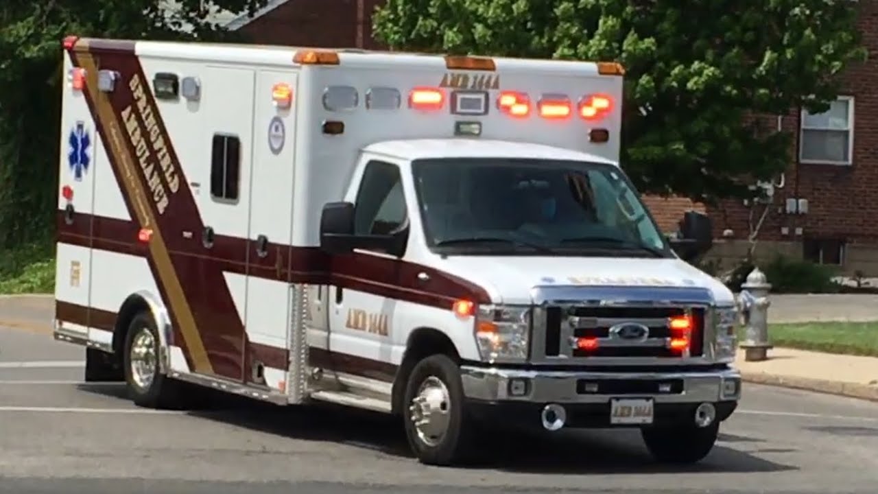Springfield Ambulance Corps Ambulance 144A Responding 5-19-20 - YouTube
