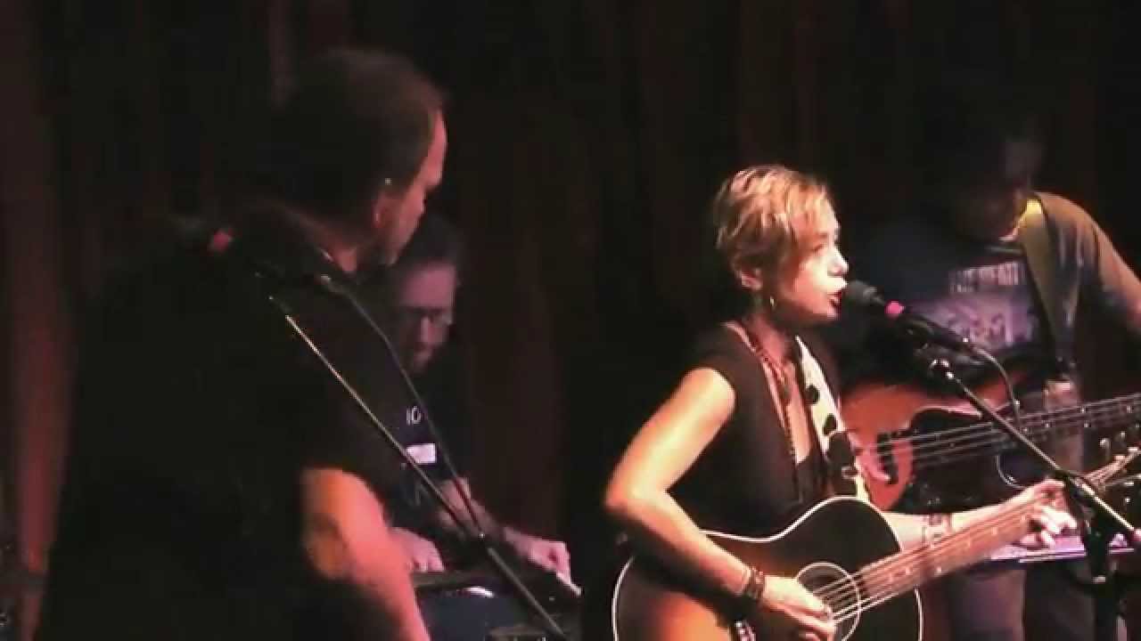 Giulia Millanta and Band with Motel Song - YouTube