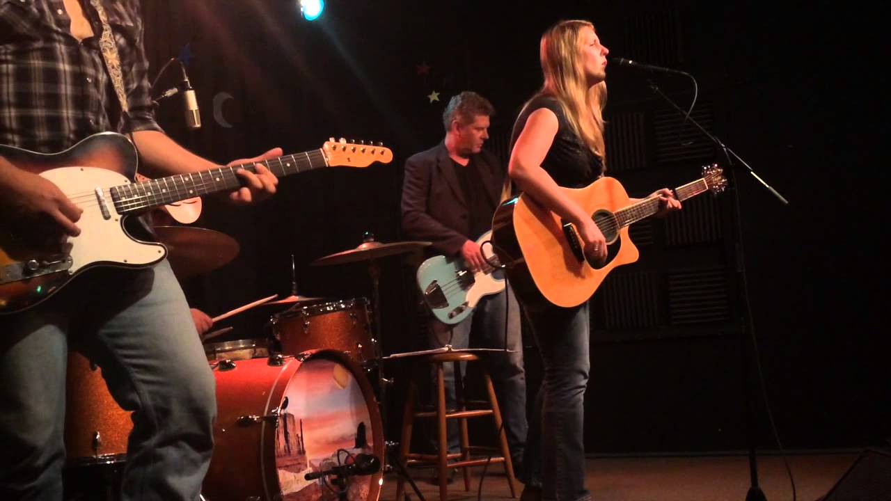 Zoe Muth & the Lost High Rollers - Mama Needs A Margarita (2014) - YouTube