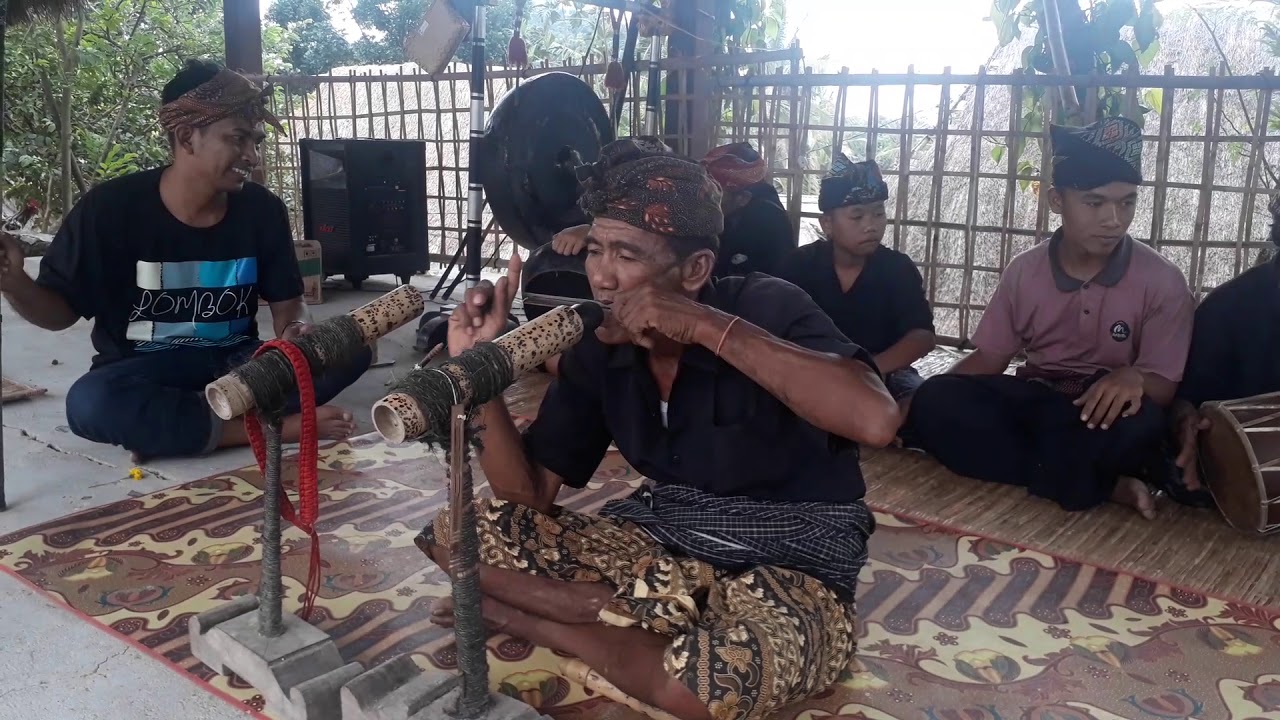 Budaya dan Alat Musik Suku Sasak - ENDE (Lombok) - YouTube