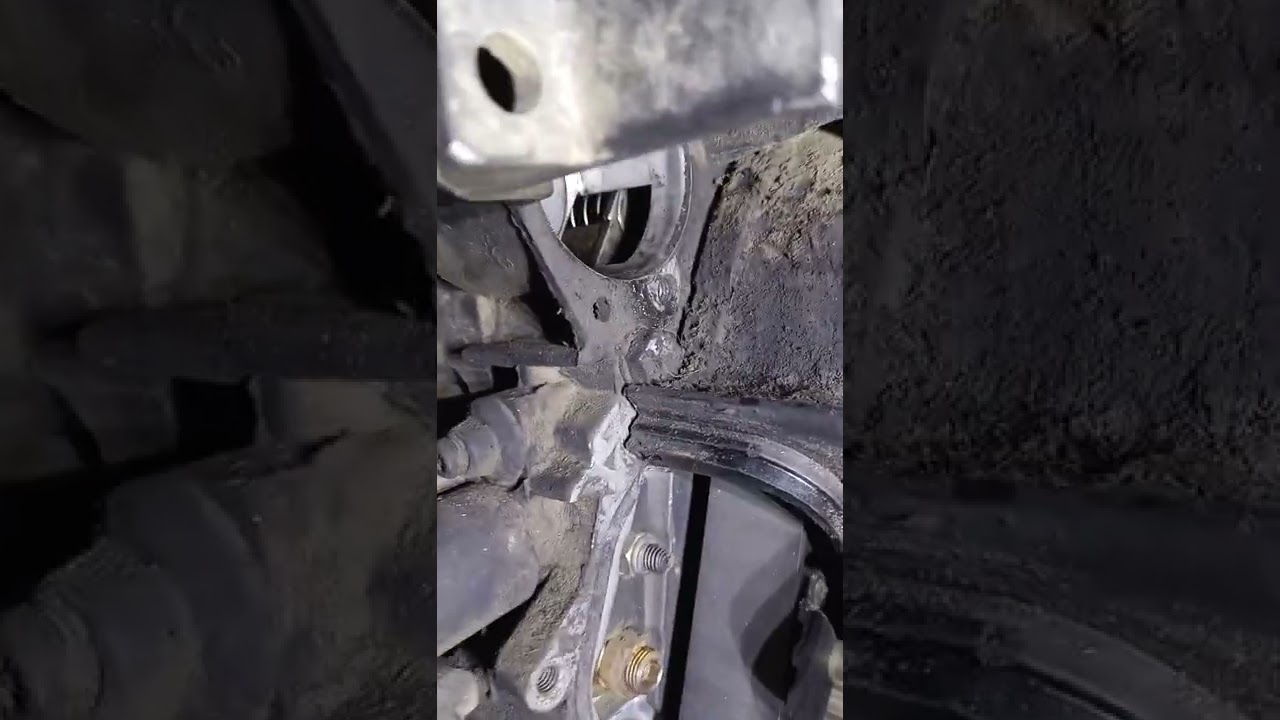 Deutz 2011 fuel control rod stuck, fixed the easy way.. - YouTube