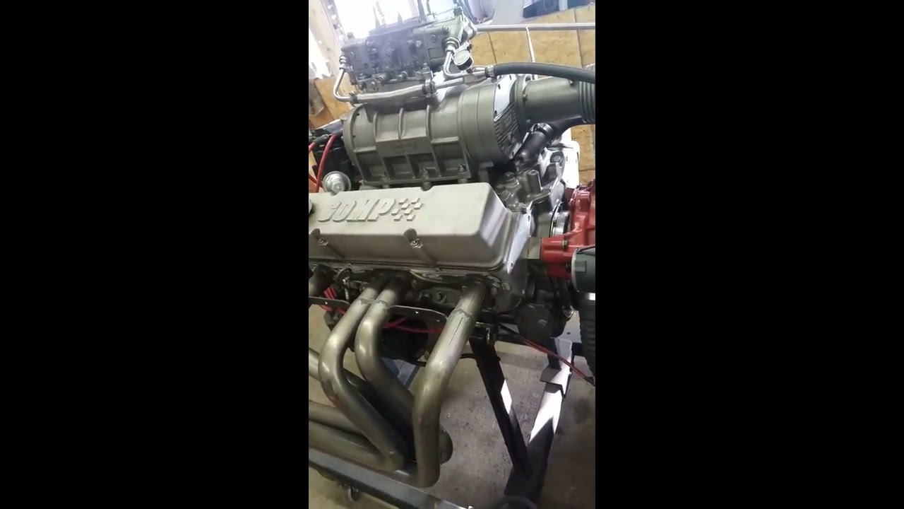 Supercharged/Blown Chevy 350 Running On Test Stand - YouTube