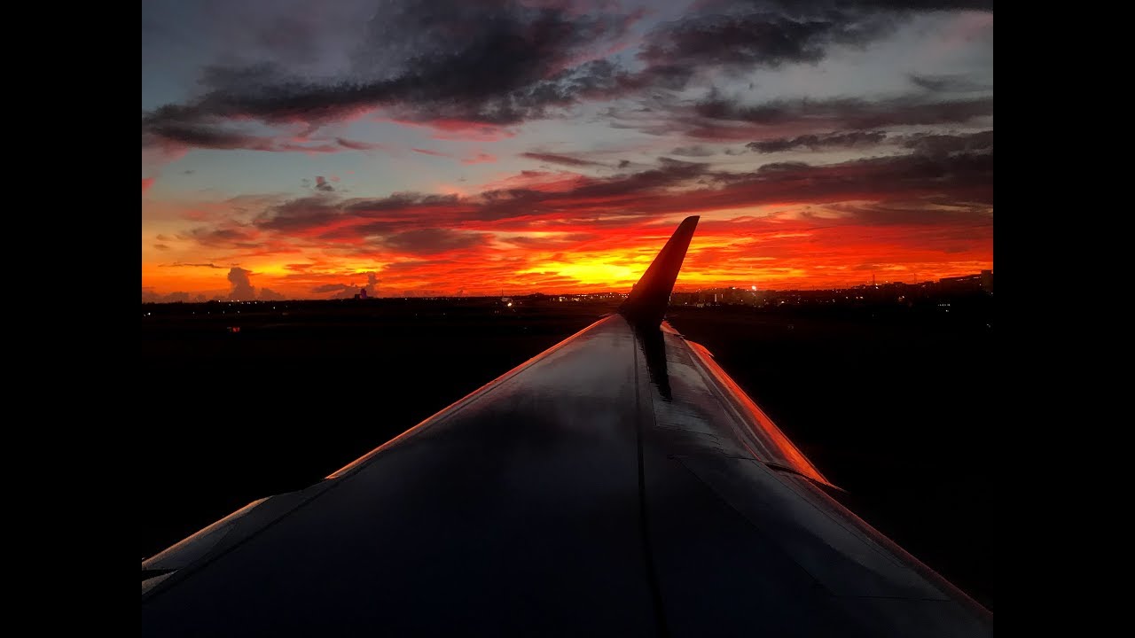 Beautiful Sunset Takeoff || JetBlue A321 - YouTube