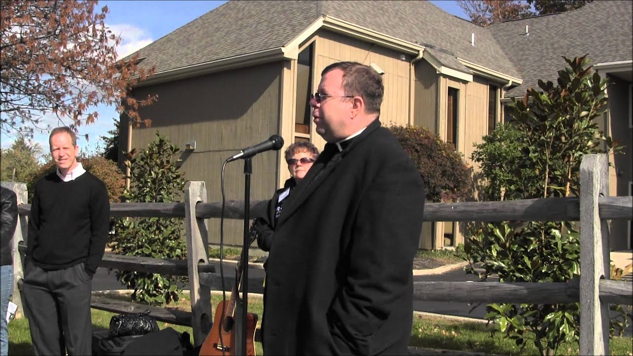 Fr Martin Fox at the Fall 2013 Closing Rally - YouTube