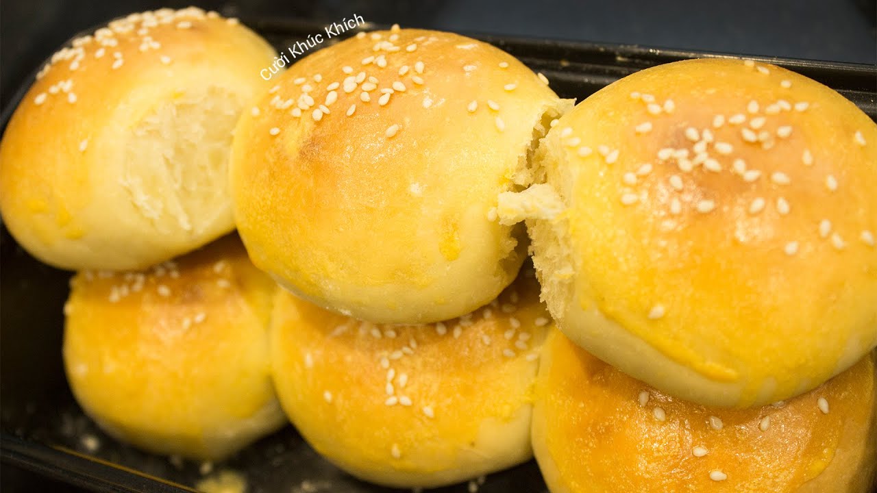 CÁCH LÀM BÁNH MÌ MINI ĐƠN GIẢN TẠI NHÀ - CKK - YouTube