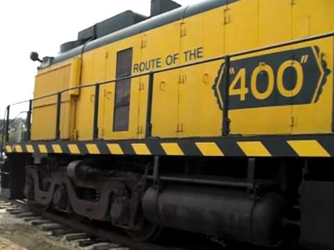A quick close look at C&NW 1689, IRM`s new Alco RSD5 - YouTube