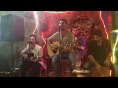 Volkan VAN & Ali SEVİNÇ - SEN AĞLAMA ( canlı performans) 2012