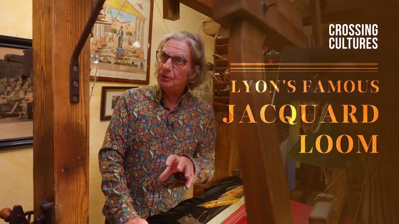 Lyon's famous Jacquard loom: The world's first 'computer' - YouTube