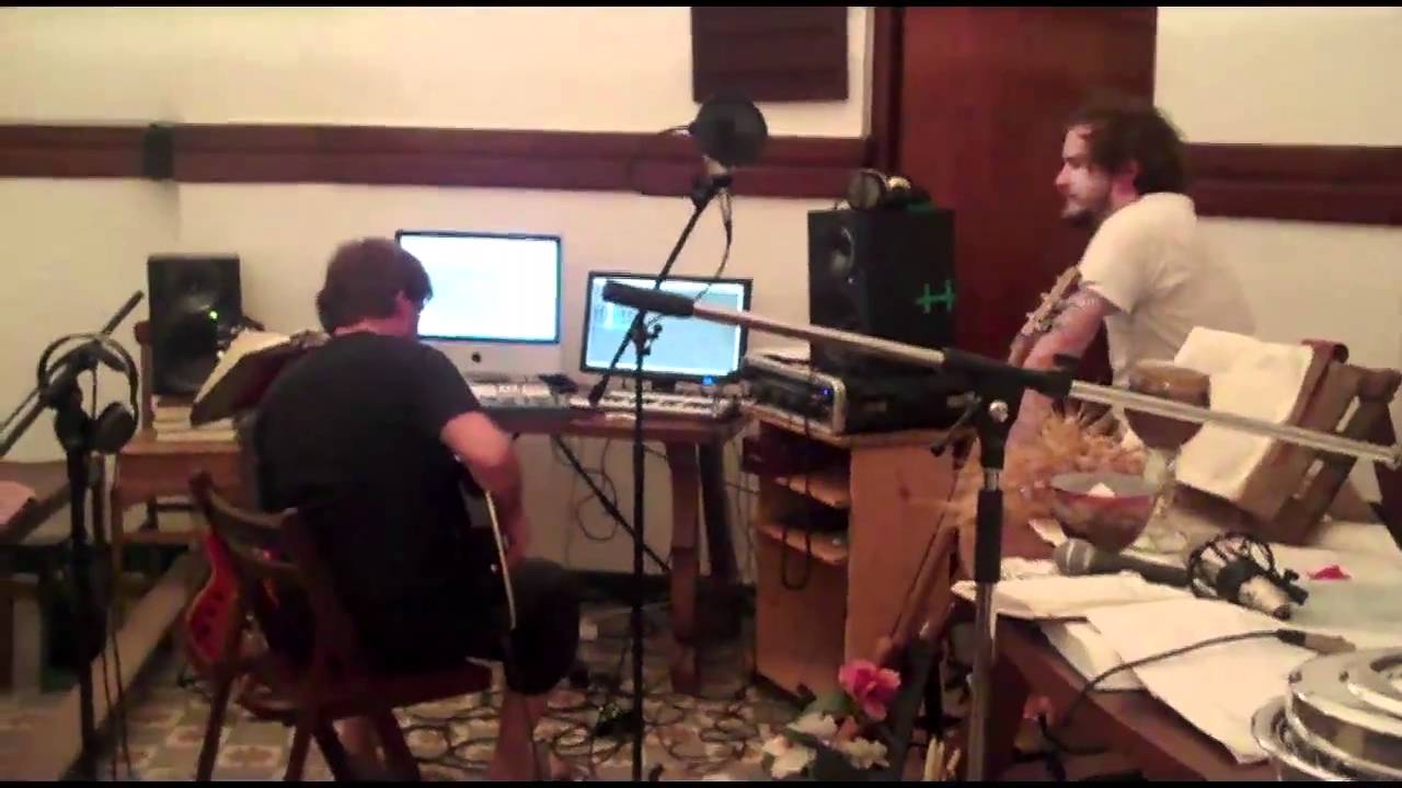"Happy Day" Andra Moran, Stephen D. King & Eric Galia - YouTube