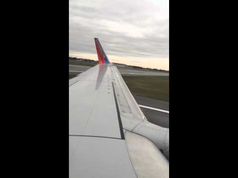 MDW TAKEOFF SOUTHWEST 737-700