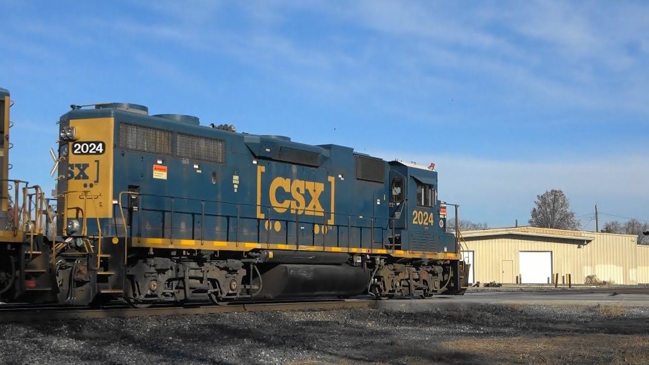 CSX 2024 & CSX 4435, Terre Haute, IN 12/7/24 - YouTube