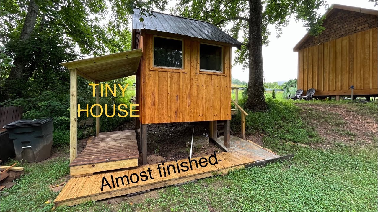 Transforming our shed into a guest house (week 11) - YouTube