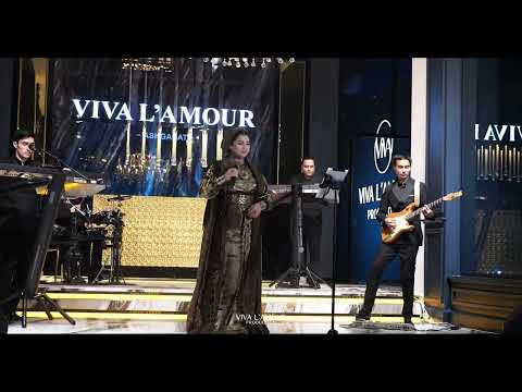 Ogulbibi Reyimowa / Zulpun senin