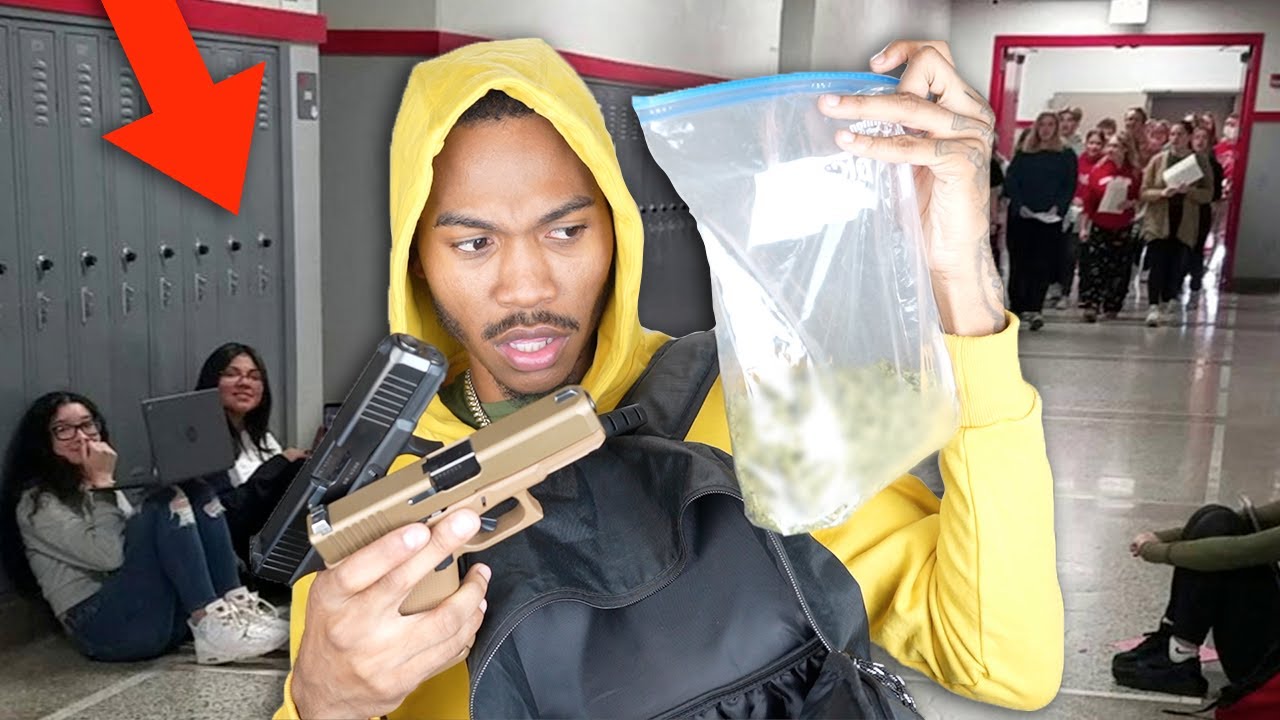 I ACCIDENTALLY WENT TO SCHOOL W/ 3 POUNDS OF LOUD AND 2 GUNS 🤦🏽‍♂️ ...
