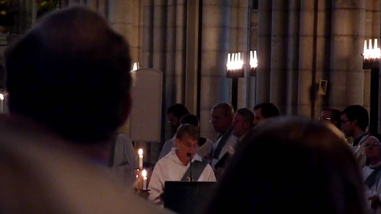Solemn high mass in the Cathedral of Uppsala 4 - the Holy Gospel - YouTube