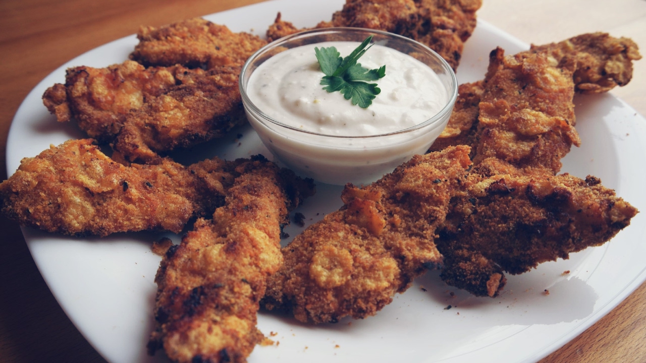 Pui Crispy cu Usturoi - YouTube