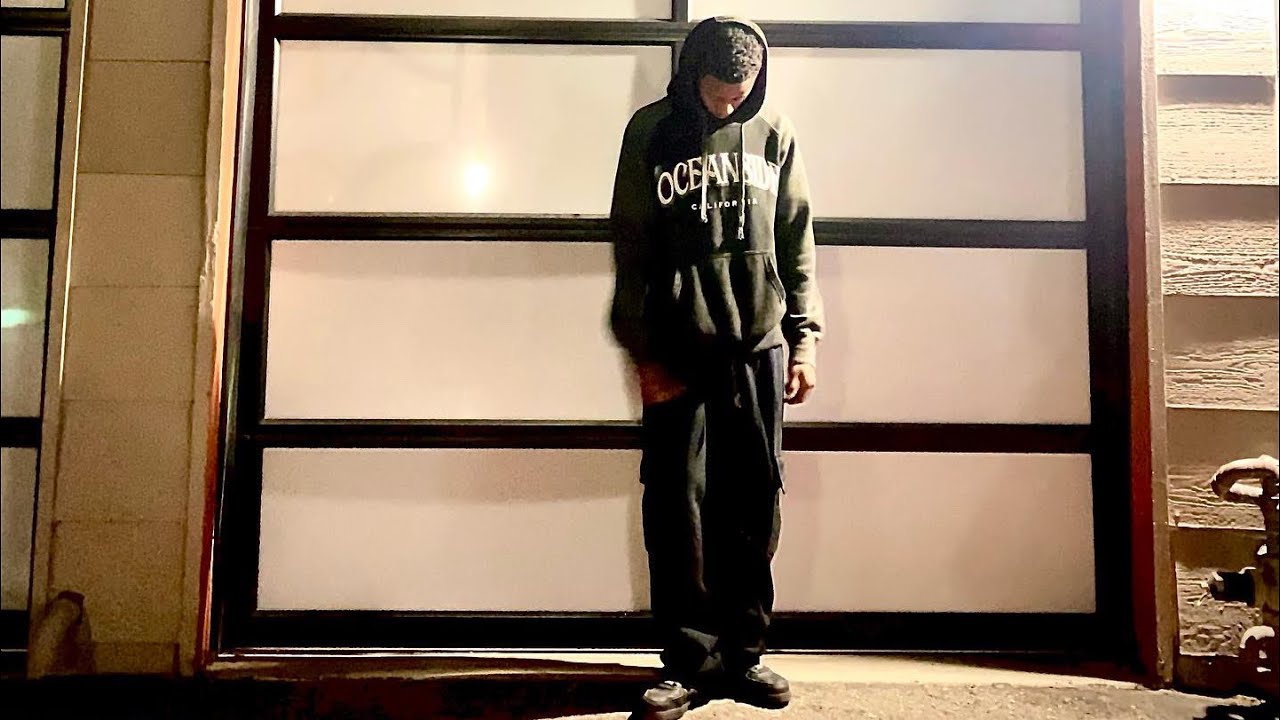 JAYYO - Still Outside(Official audio) - YouTube