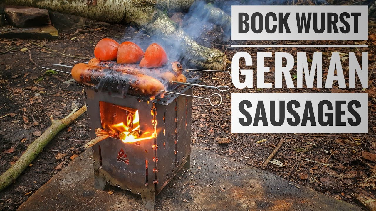 Bushcraft dinner in the woods, cooking German sausages on my bushbox xl ...
