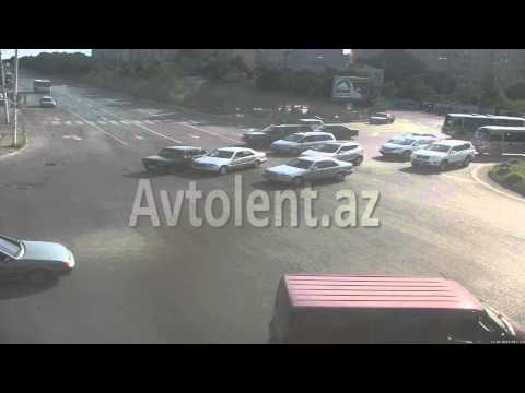 Bakıda peşəkar sürücü qəzadan belə qurtuldu - ŞOK VİDEO