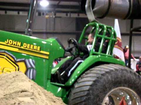 Mr MAC Daddy into sand pile Eaton Ohio Tractor Pull 3-4-11.wmv - YouTube